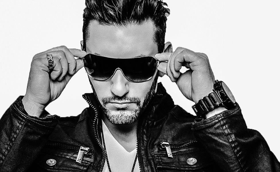 Dean Mason – Artists