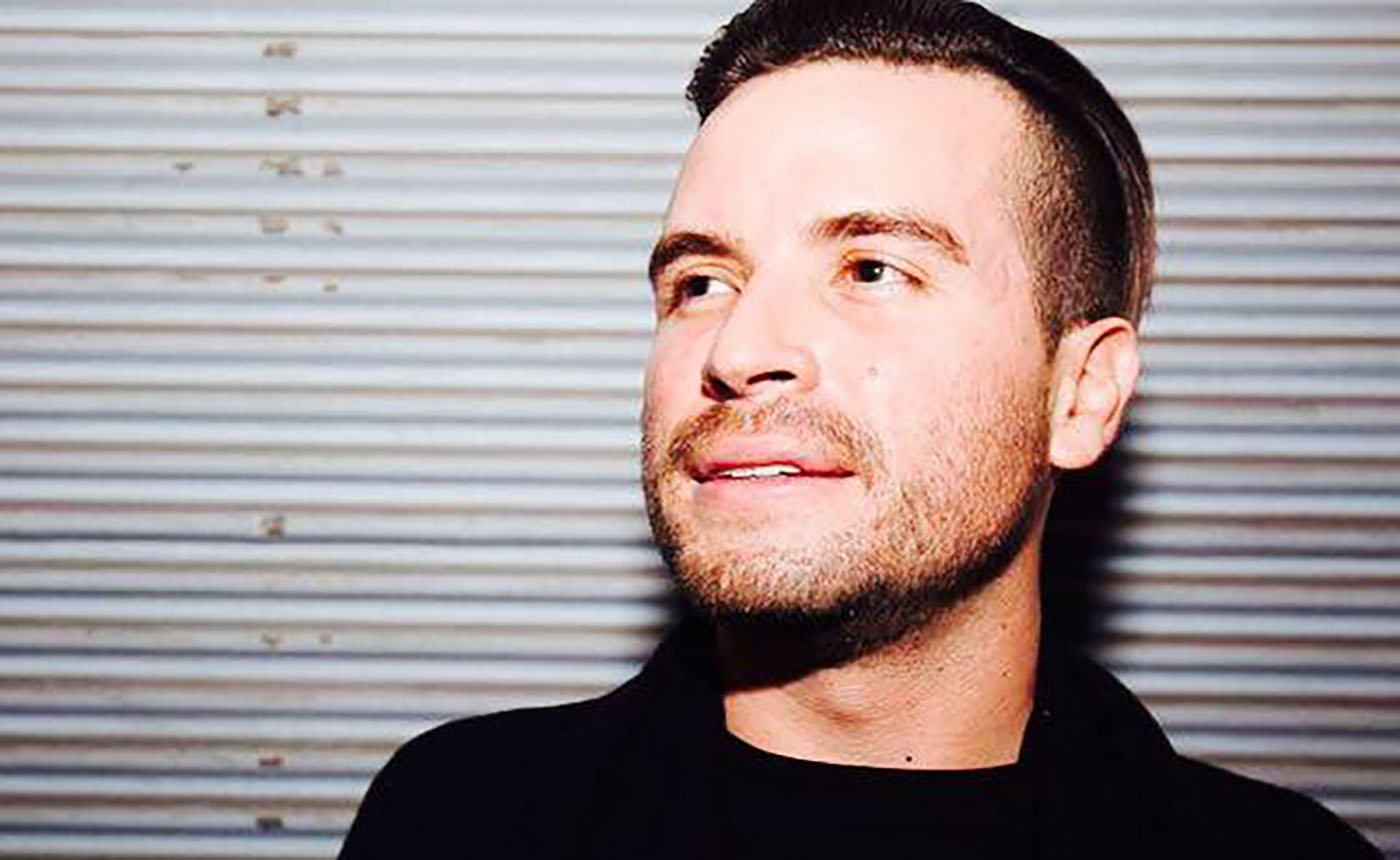 Alex Ayers – Artists