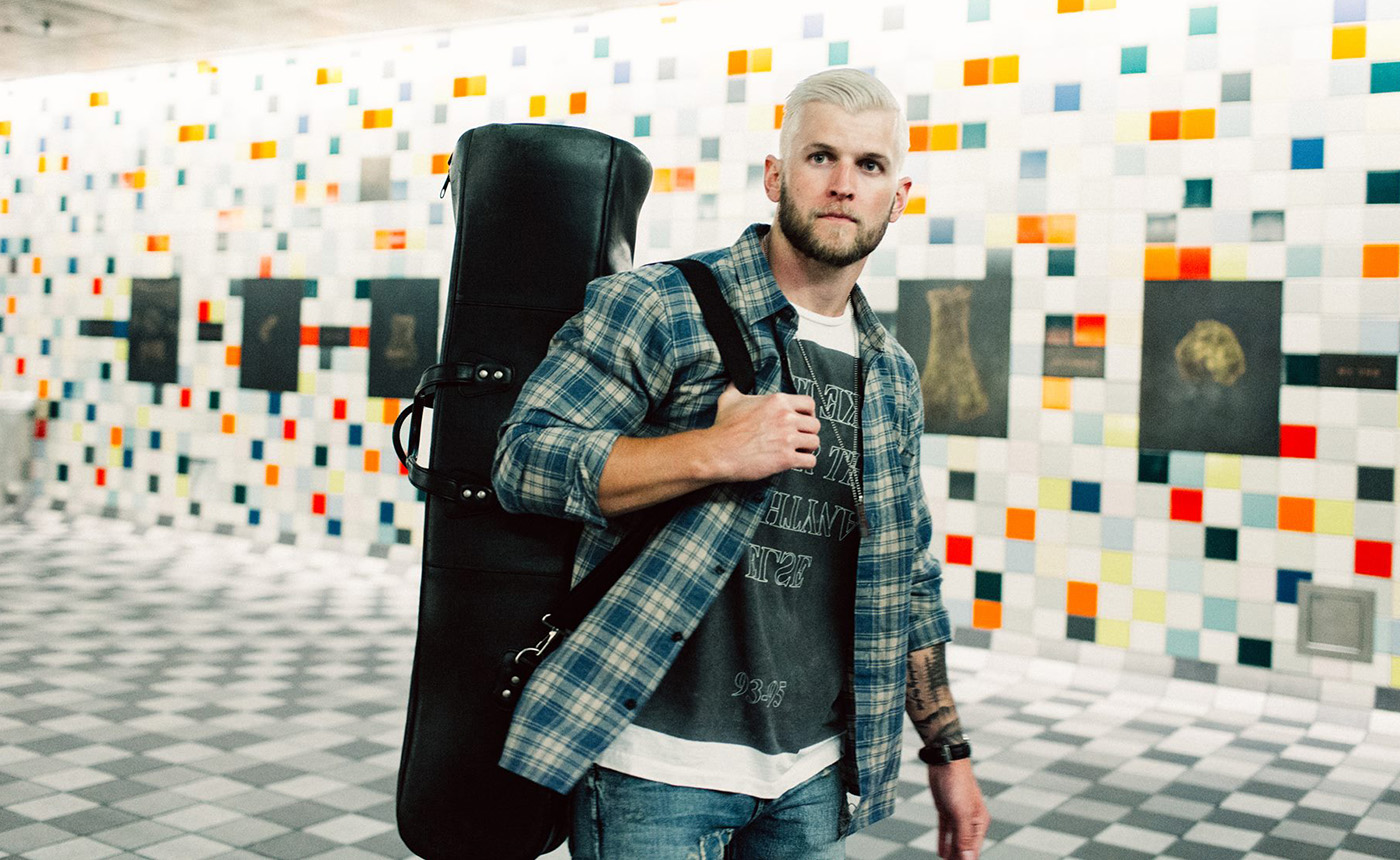 Alexander Lewis – Artists