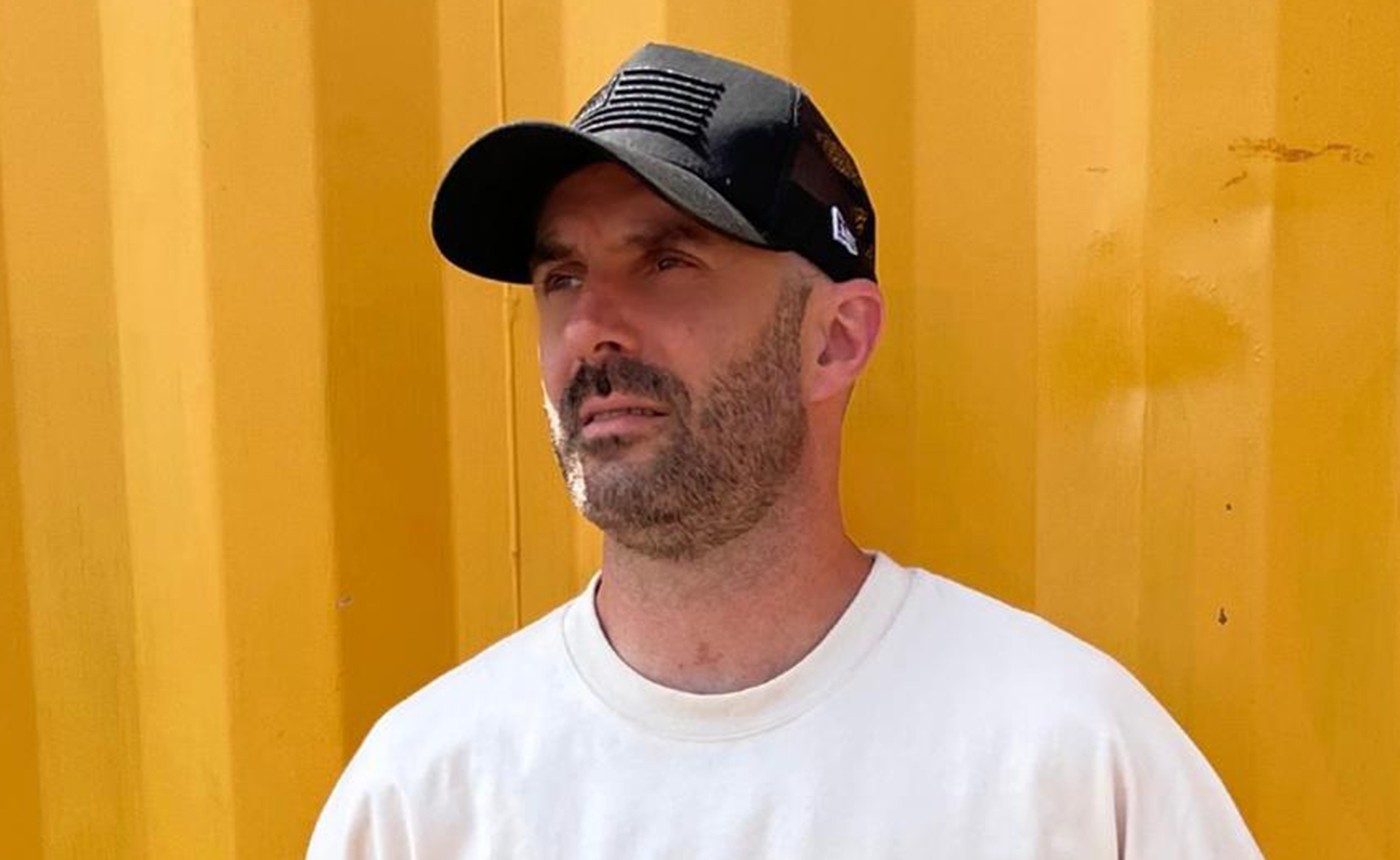 Martin Ikin – Artists