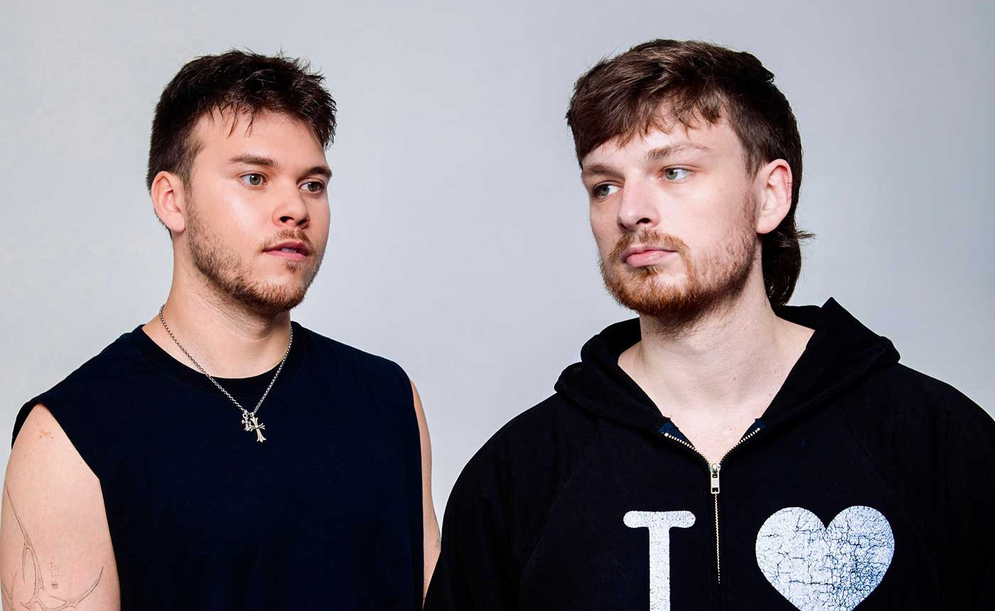 Ship Wrek – Artists