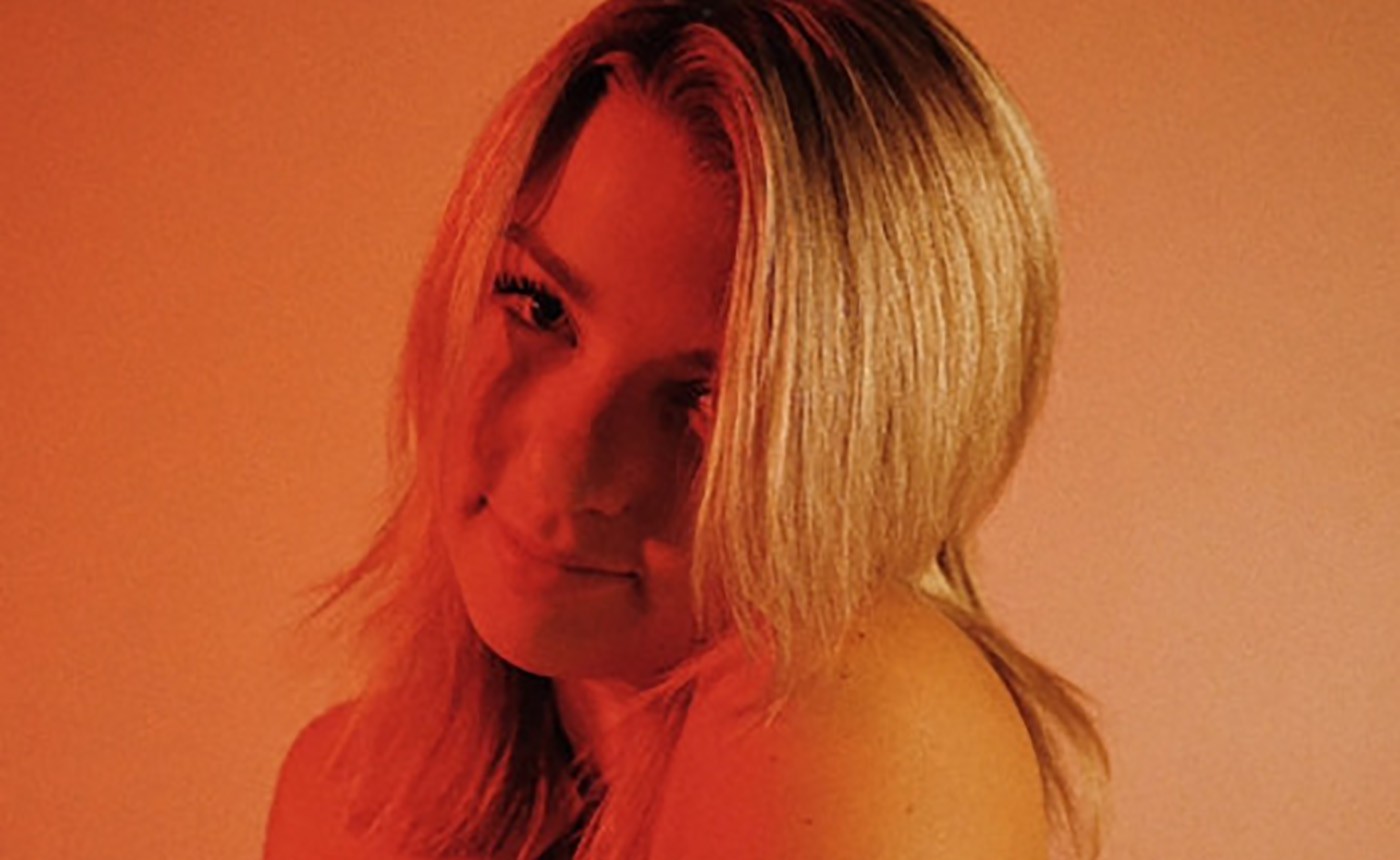 AK Renny – Artists