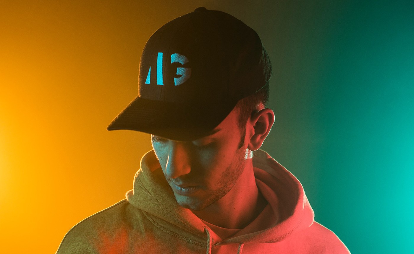 Albert González – Artists