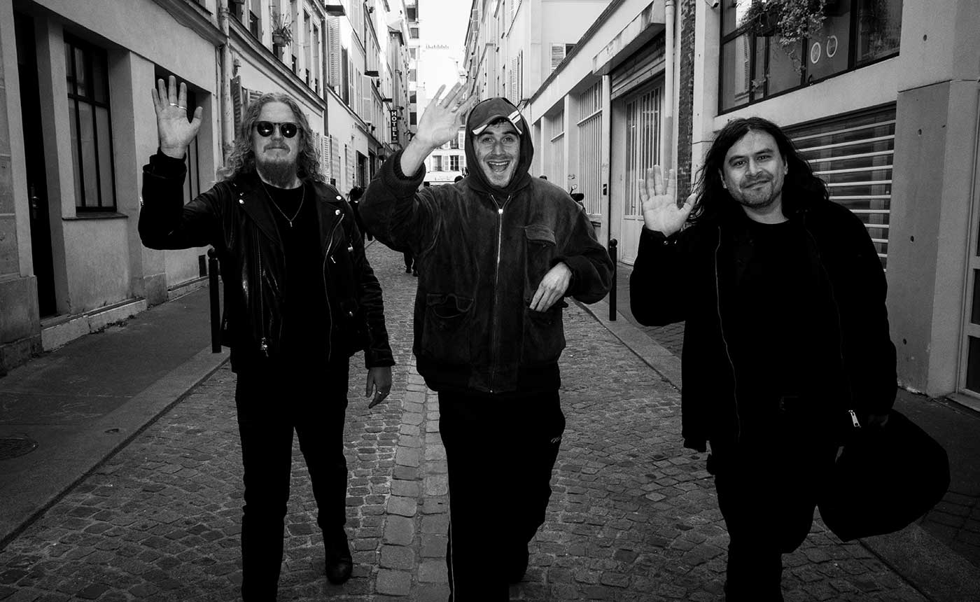DARKSIDE – Artists