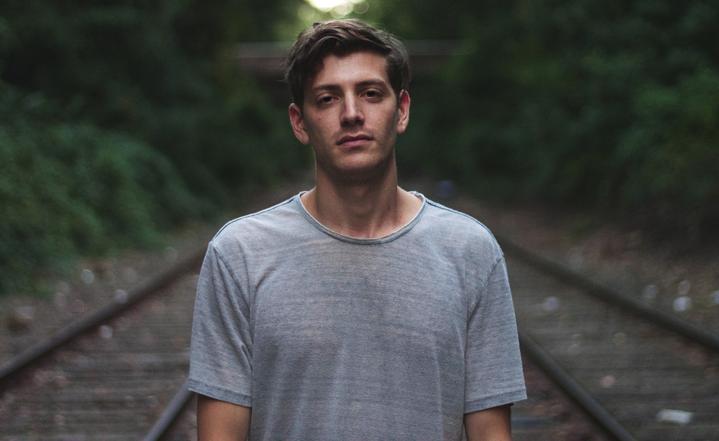 Avi Snow – Artists