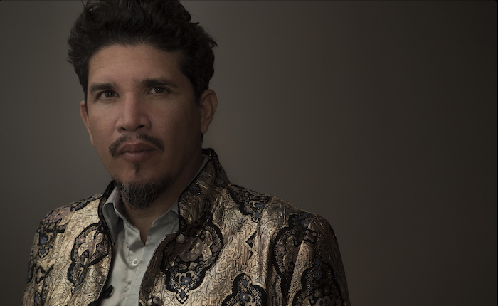 A Cappella: Rob Garza