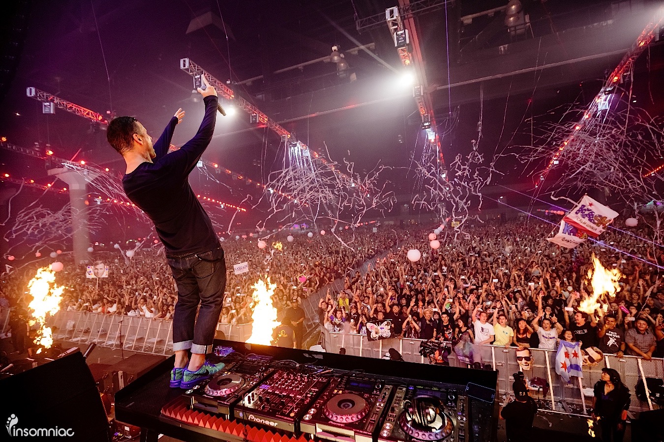 Kaskade at the Los Angeles Convention Center | Insomniac