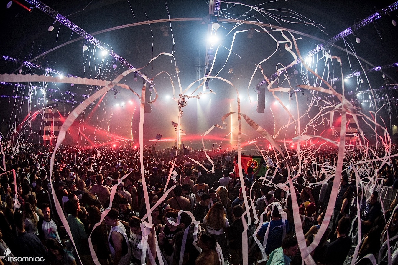 Kaskade at the Los Angeles Convention Center | Insomniac