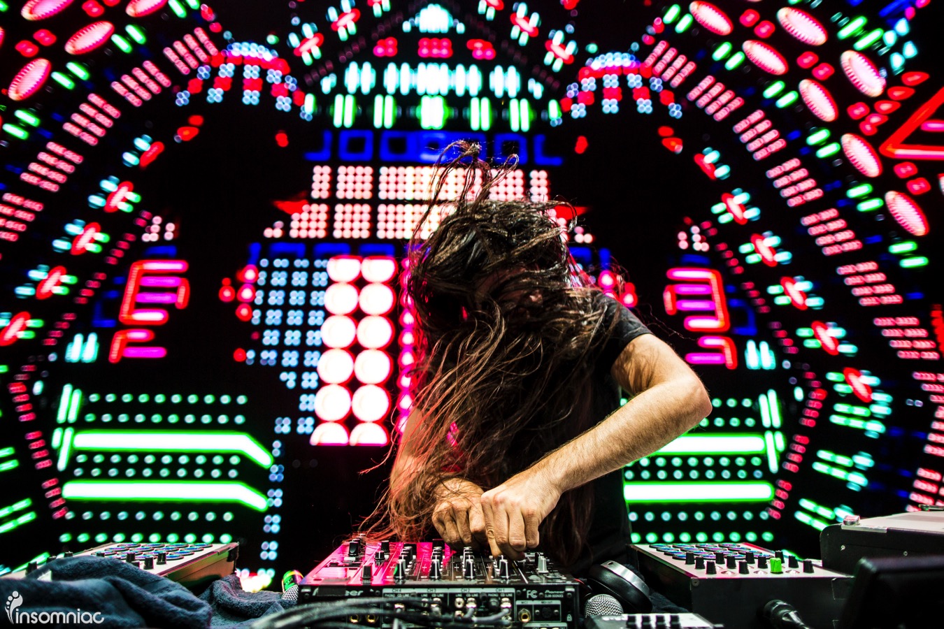 1000 Words with Taylor Wallace | Insomniac