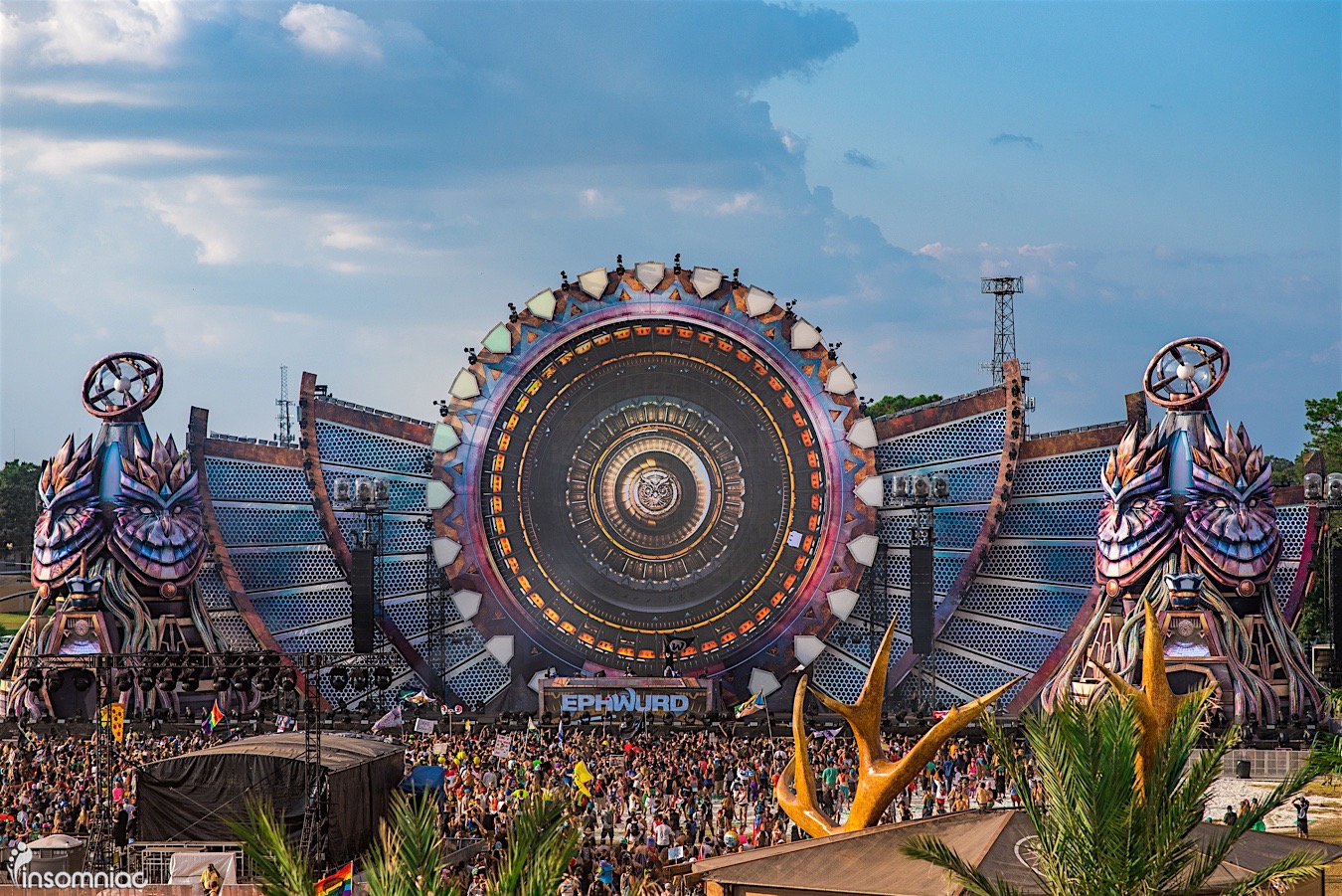 EDC Orlando 2016 – Day 1 | Insomniac