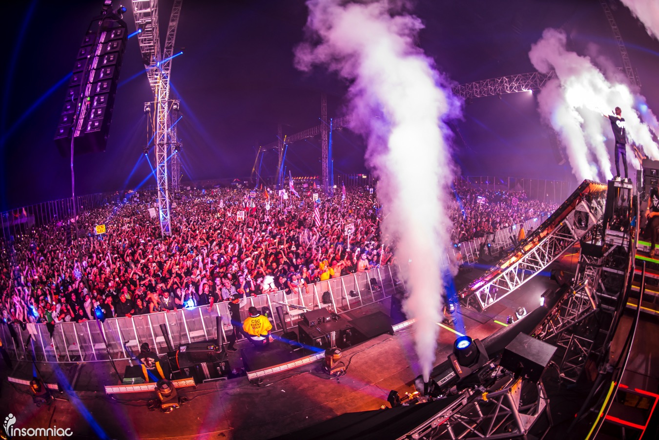 Countdown 2016 – Day 1 | Insomniac