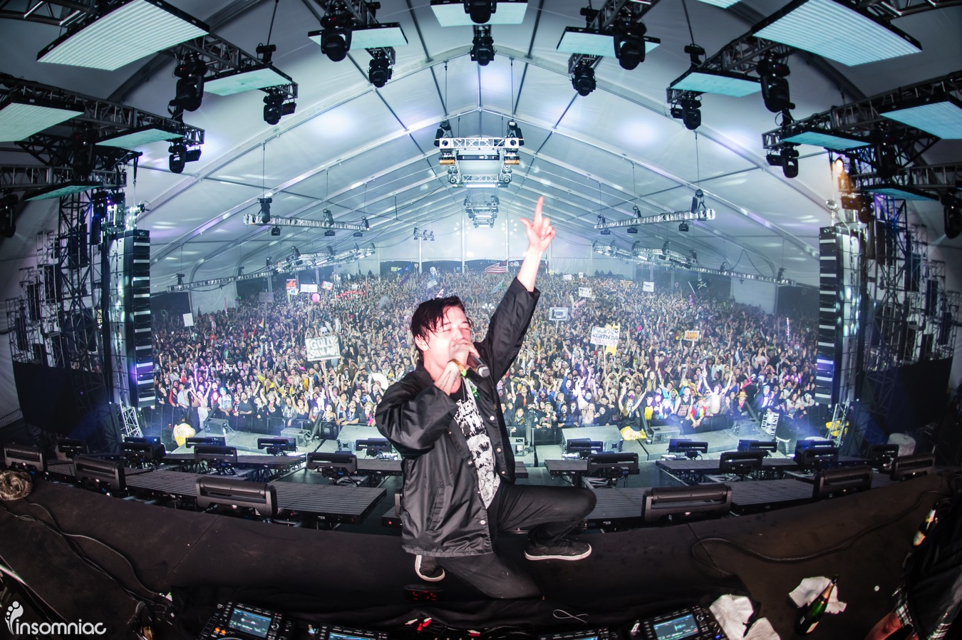 Countdown 2016 – Day 2 | Insomniac
