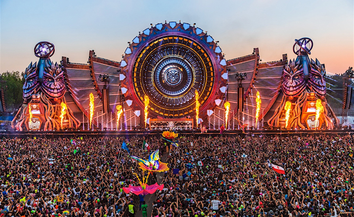 Check Out the 10 Best Photos From EDC Mexico 2017 Day 2