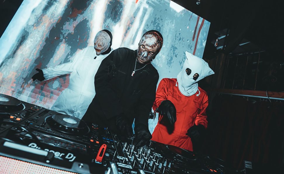 VUlllGUR – Artists