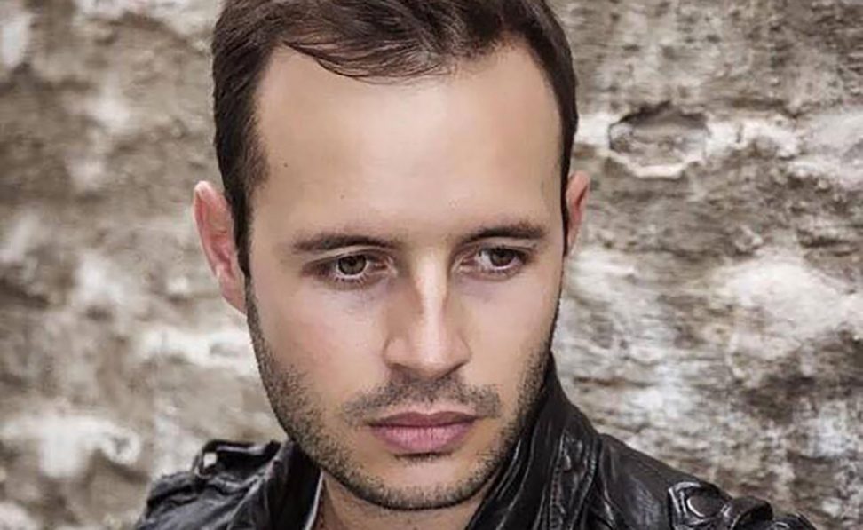 Chris Metcalfe – Artists