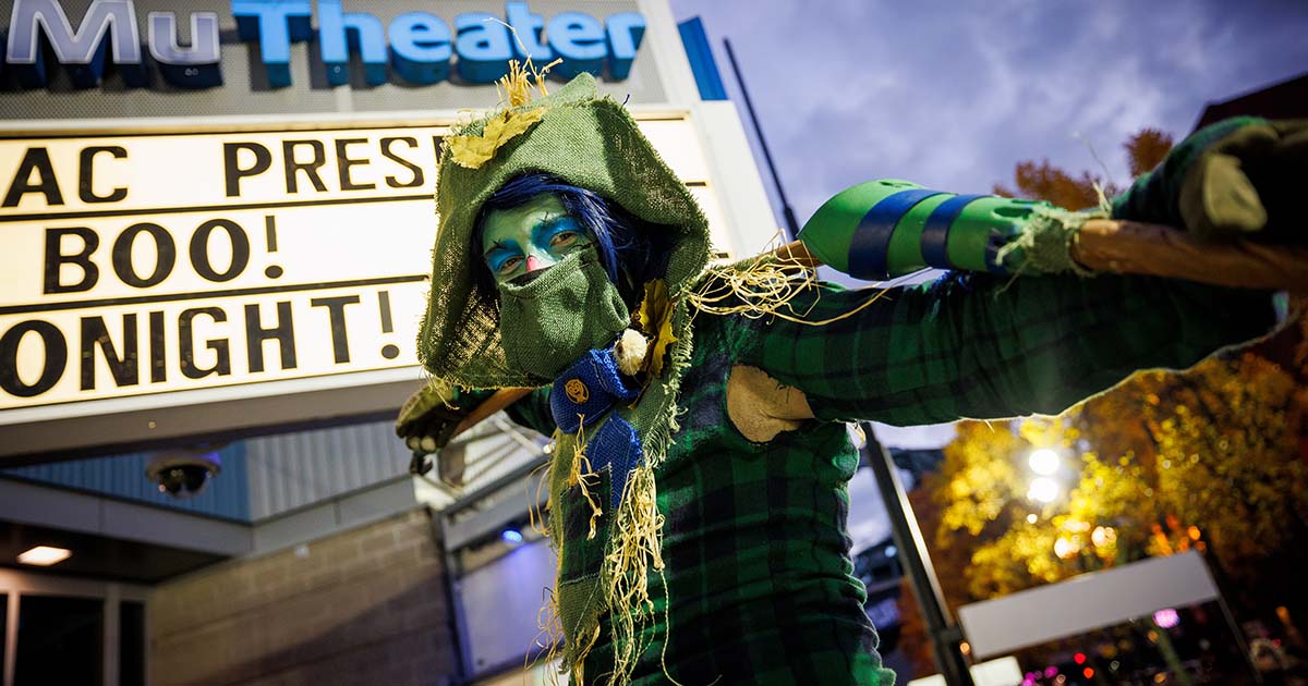 Travel – BOO! Seattle 2022